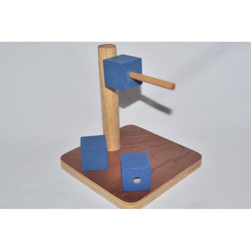 Cubes sur tige horizontale